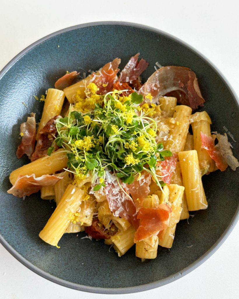 Pantry Pasta with Artichokes, Sun-Dried Tomatoes, and Prosciutto ...